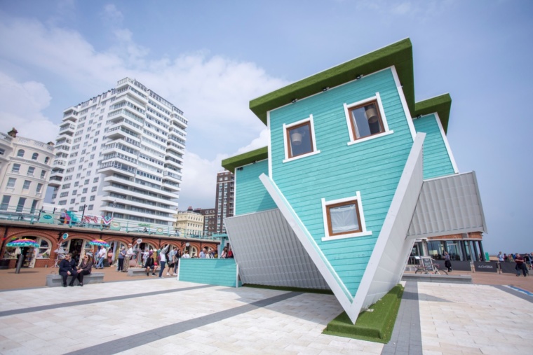 Upside Down House: UK’s First Inverted Photo Experience - Preneur World